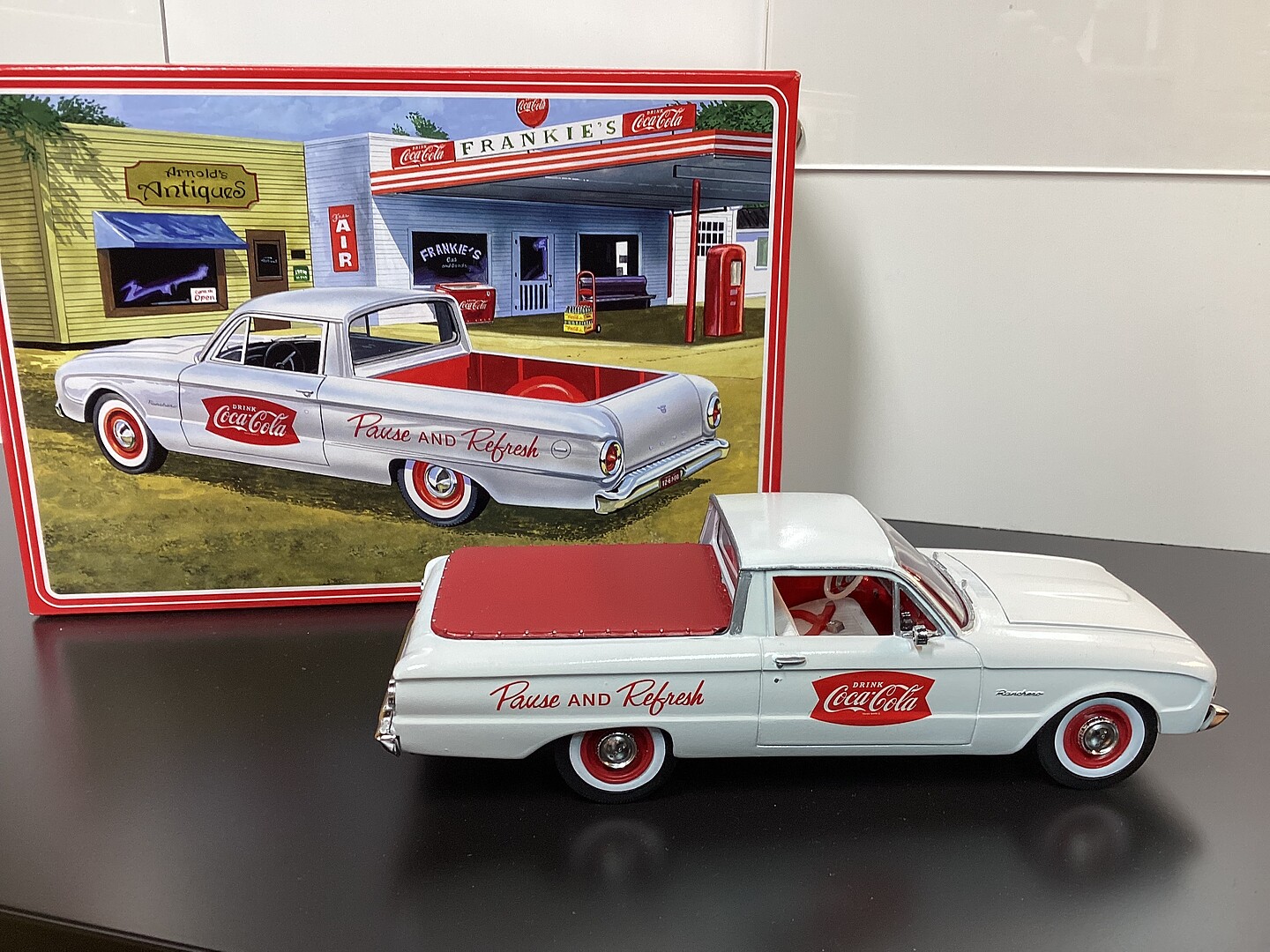 '60 Ford Ranchero with Coke Chest -- Plastic Model Car Vehicle Kit -- 1 ...