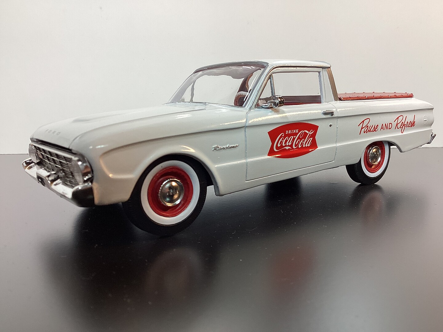 '60 Ford Ranchero with Coke Chest -- Plastic Model Car Vehicle Kit -- 1 ...
