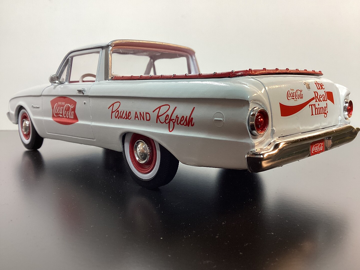 '60 Ford Ranchero with Coke Chest -- Plastic Model Car Vehicle Kit -- 1 ...