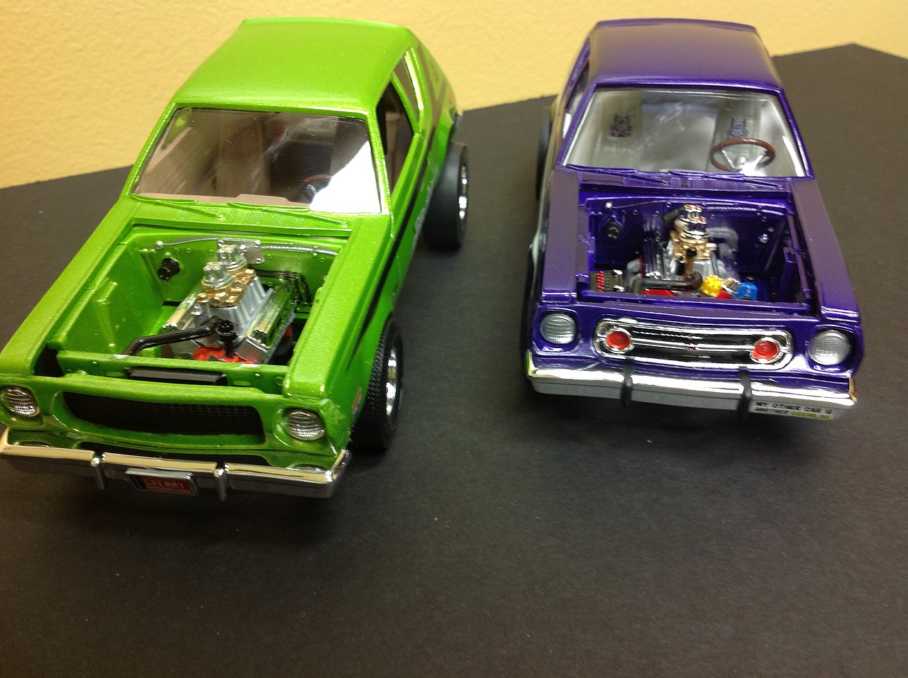 1976 AMC Gremlin -- Plastic Model Car Kit -- 1/25 Scale -- #690 ...