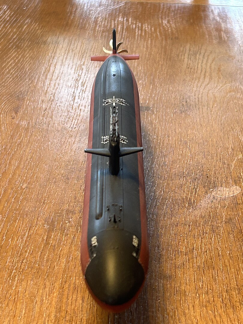 USS Los Angeles Class Submarine -- Plastic Model Military Ship Kit -- 1 ...