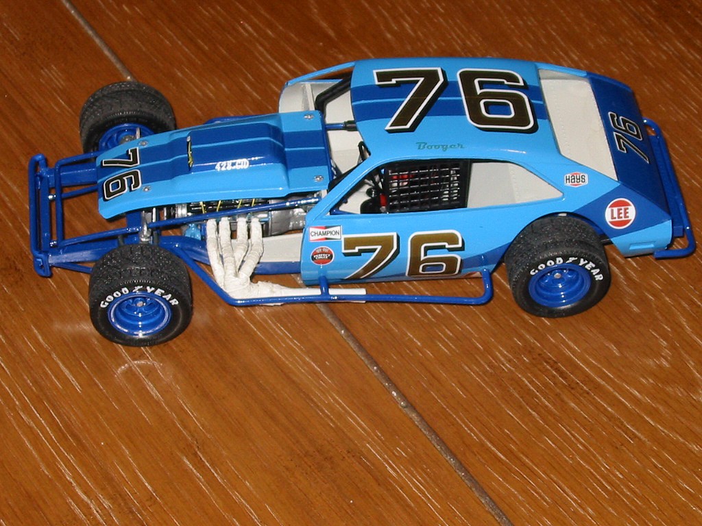 Ridge Runner Modified -- Plastic Model Car Vehicle Kit -- 1/25 Scale ...