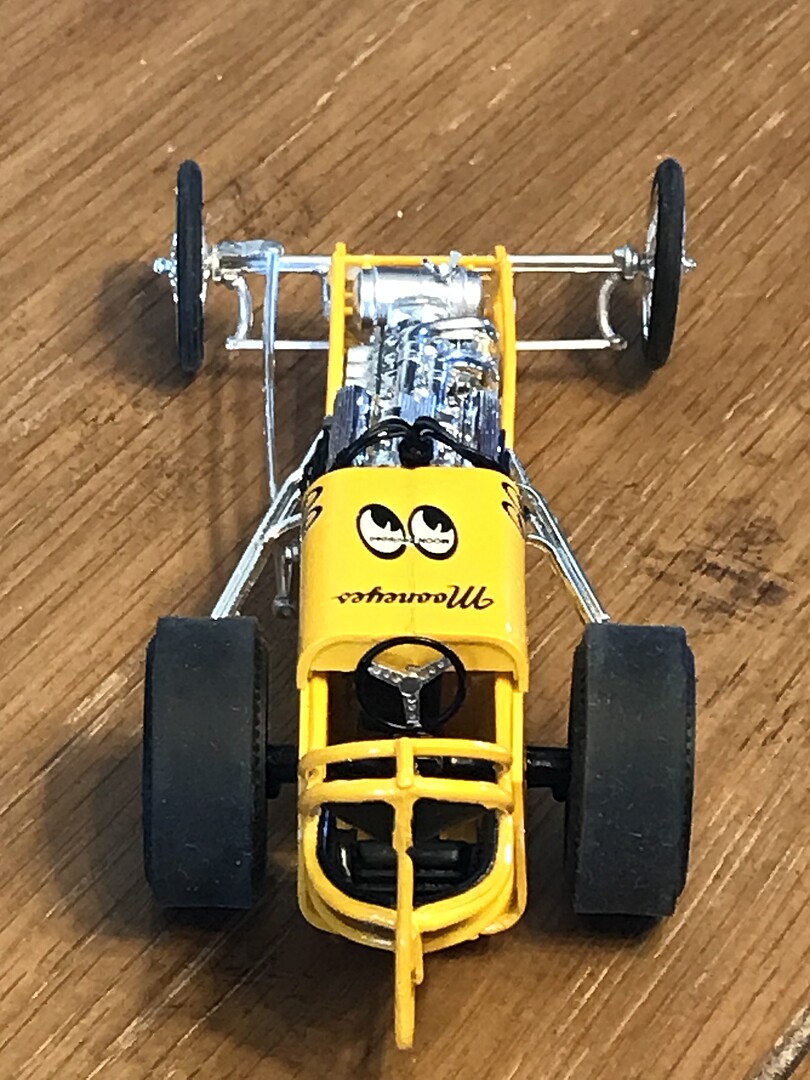 Mooneyes Dragster -- Plastic Model Car Kit -- 1/25 Scale -- #1223 ...