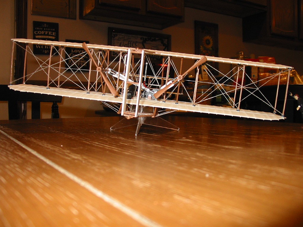 Wright Flyer 1st Powered Flight -- Plastic Model Airplane Kit -- 1/39 ...
