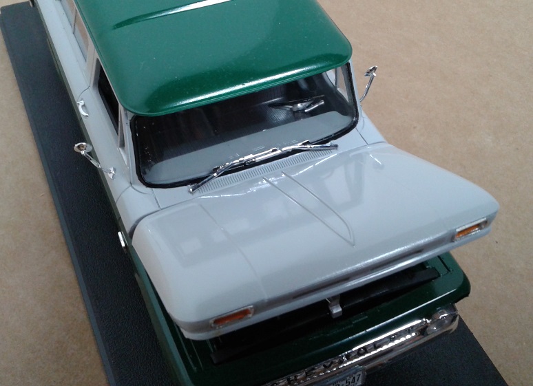 1966 Chevy Suburban -- Plastic Model Car Kit -- 1/25 Scale -- #854409 ...