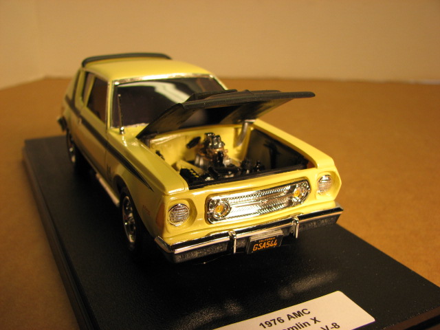 1976 AMC Gremlin -- Plastic Model Car Kit -- 1/25 Scale -- #690 ...