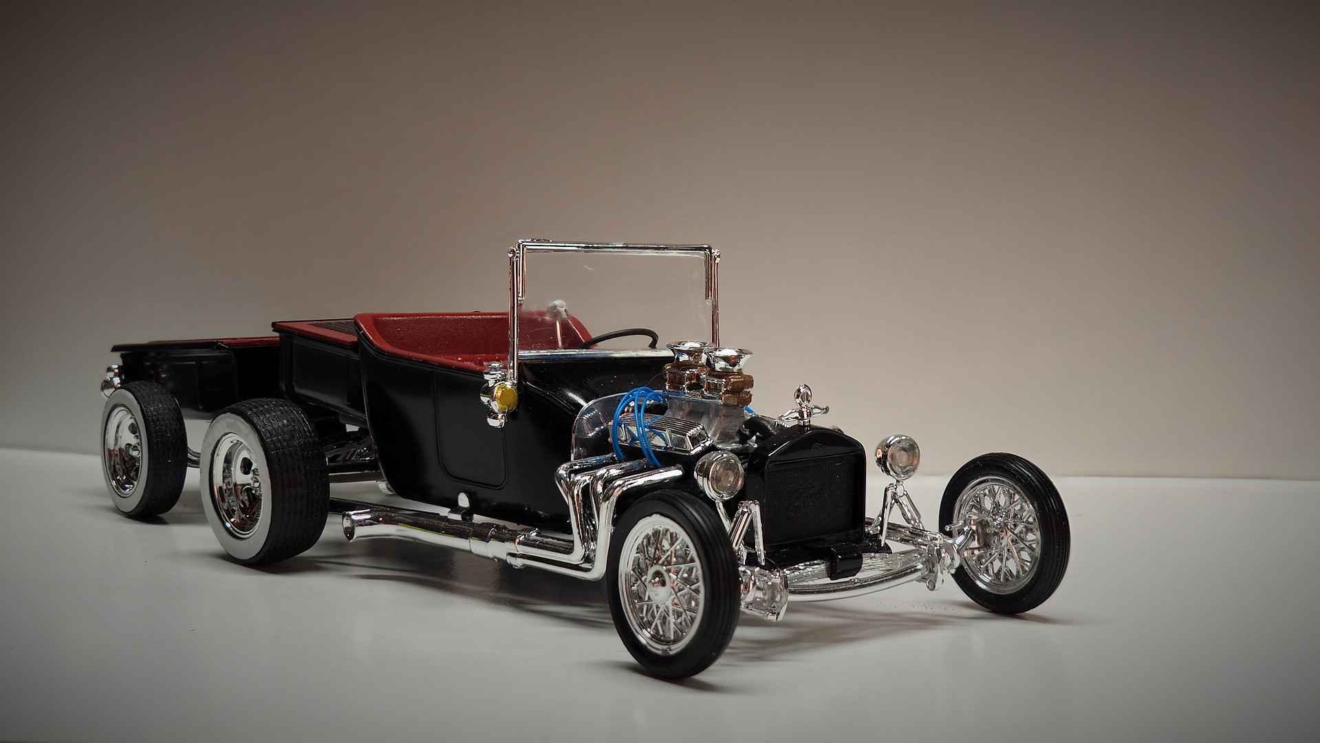 Ford Street Rod -- Plastic Model Car Kit -- 1/24 Scale -- #854336 ...