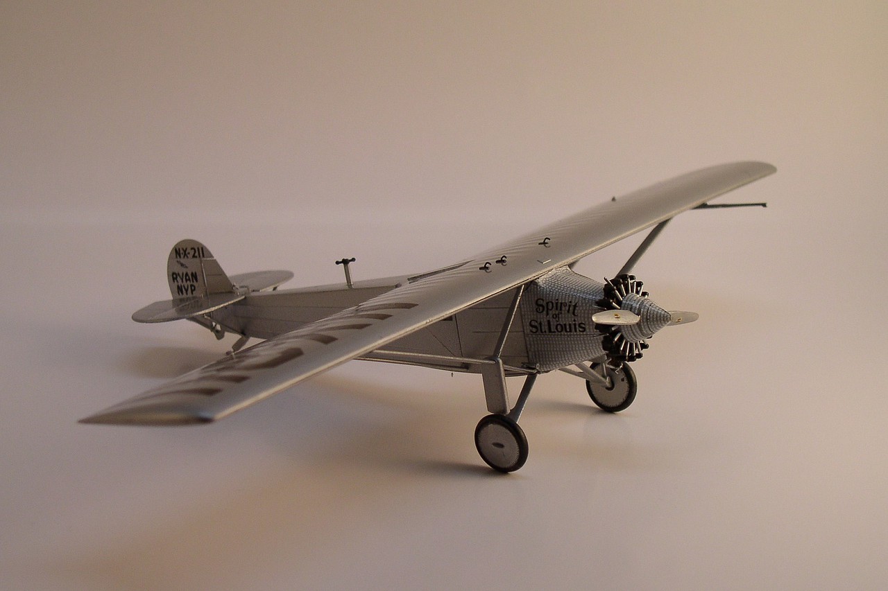 Spirit of St. Louis -- Plastic Model Airplane Kit -- 1/48 Scale ...