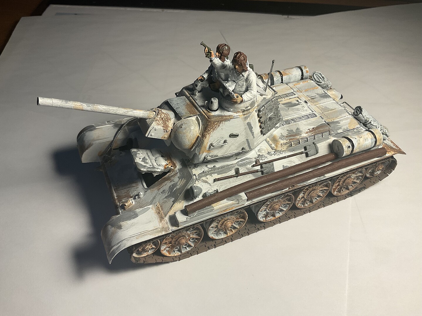 Russian 734/76 1943 Tank -- Plastic Model Military Vehicle Kit -- 1/35 ...