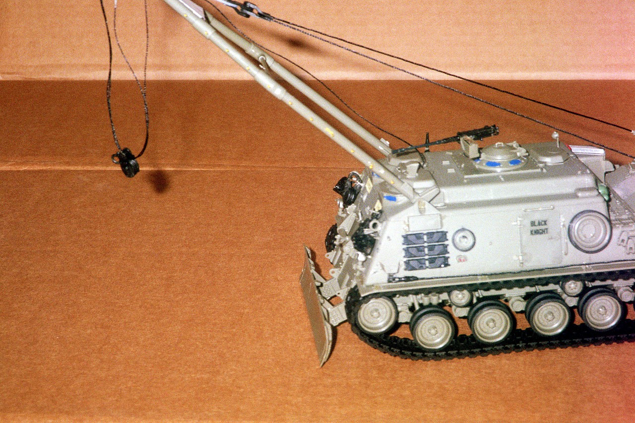 M88A1 Recovery Tank -- Plastic Model Tank Kit -- 1/35 Scale -- #3508 ...