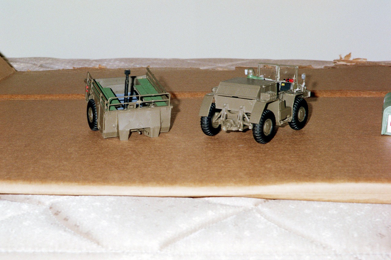 US 6x6 M792 Gamma Goat Ambulance Truck -- Plastic Model Military ...