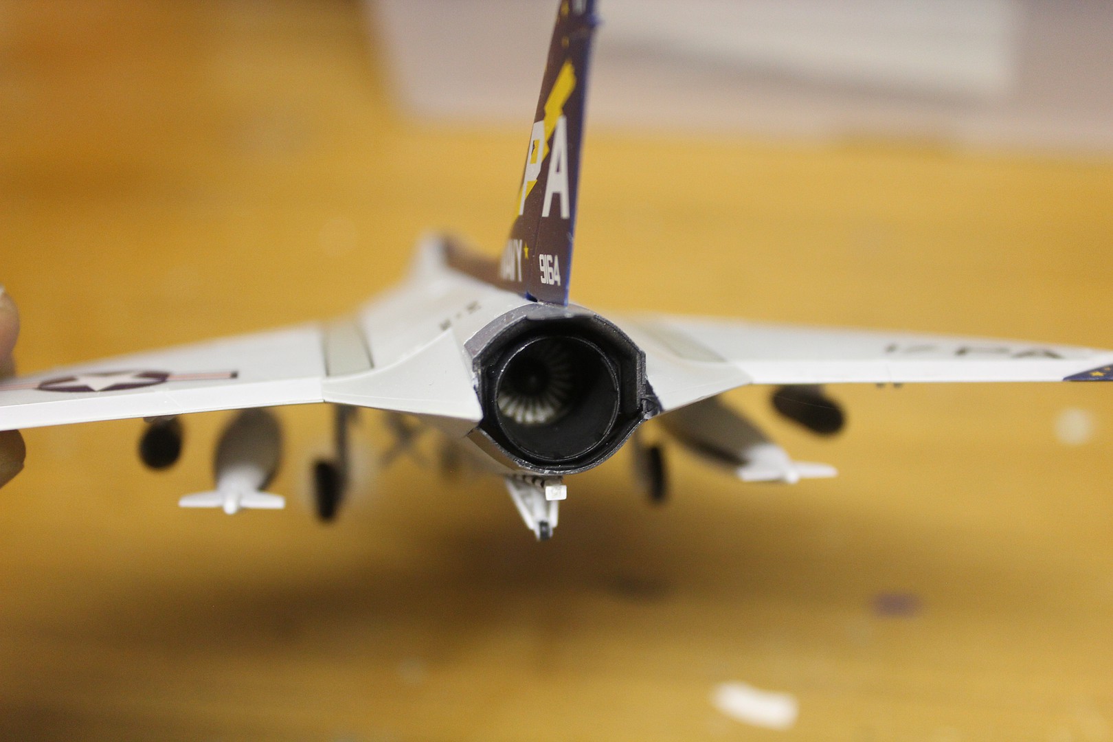 F4D-1 Skyray supersonic Fighter Jet -- Plastic Model Airplane Kit -- 1/ ...