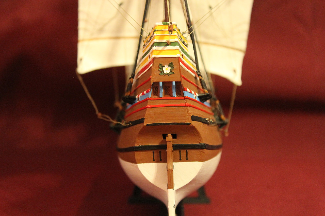 Mayflower -- Plastic Model Sailing Ship Kit -- 1/83 Scale -- #05486 ...