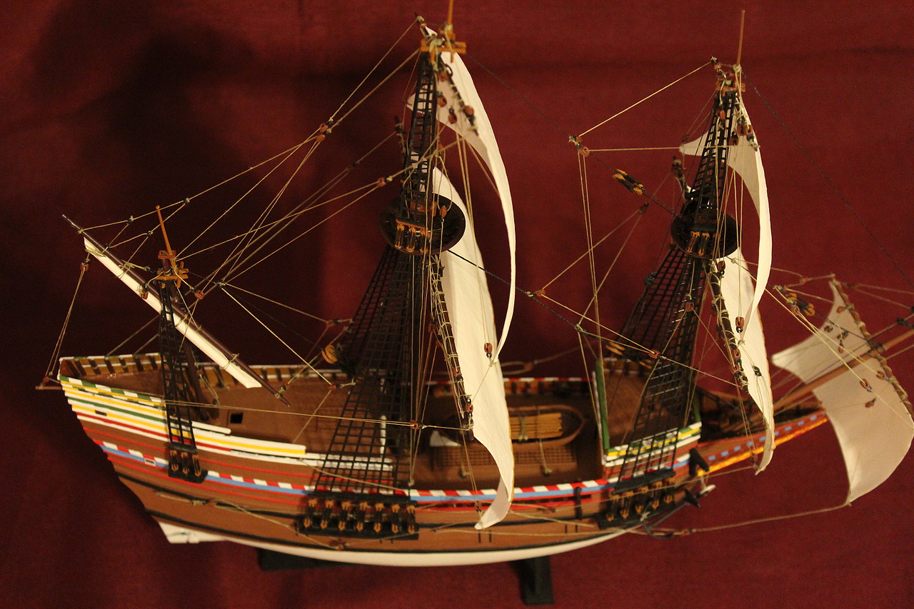 Mayflower -- Plastic Model Sailing Ship Kit -- 1/83 Scale -- #05486 ...