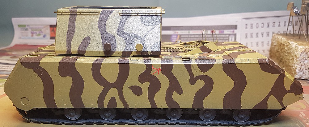 WWII German Super Heavy Maus V1 -- Plastic Model Military Tank Kit -- 1 ...