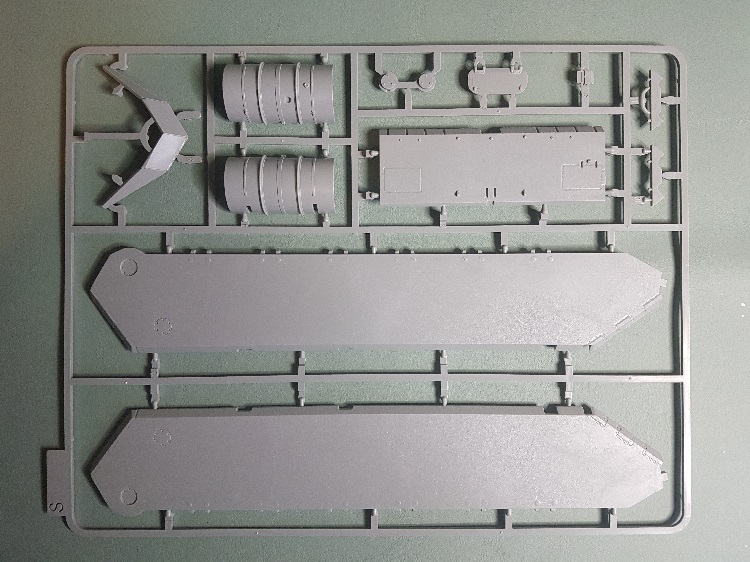 WWII German Super Heavy Maus V1 -- Plastic Model Military Tank Kit -- 1 ...