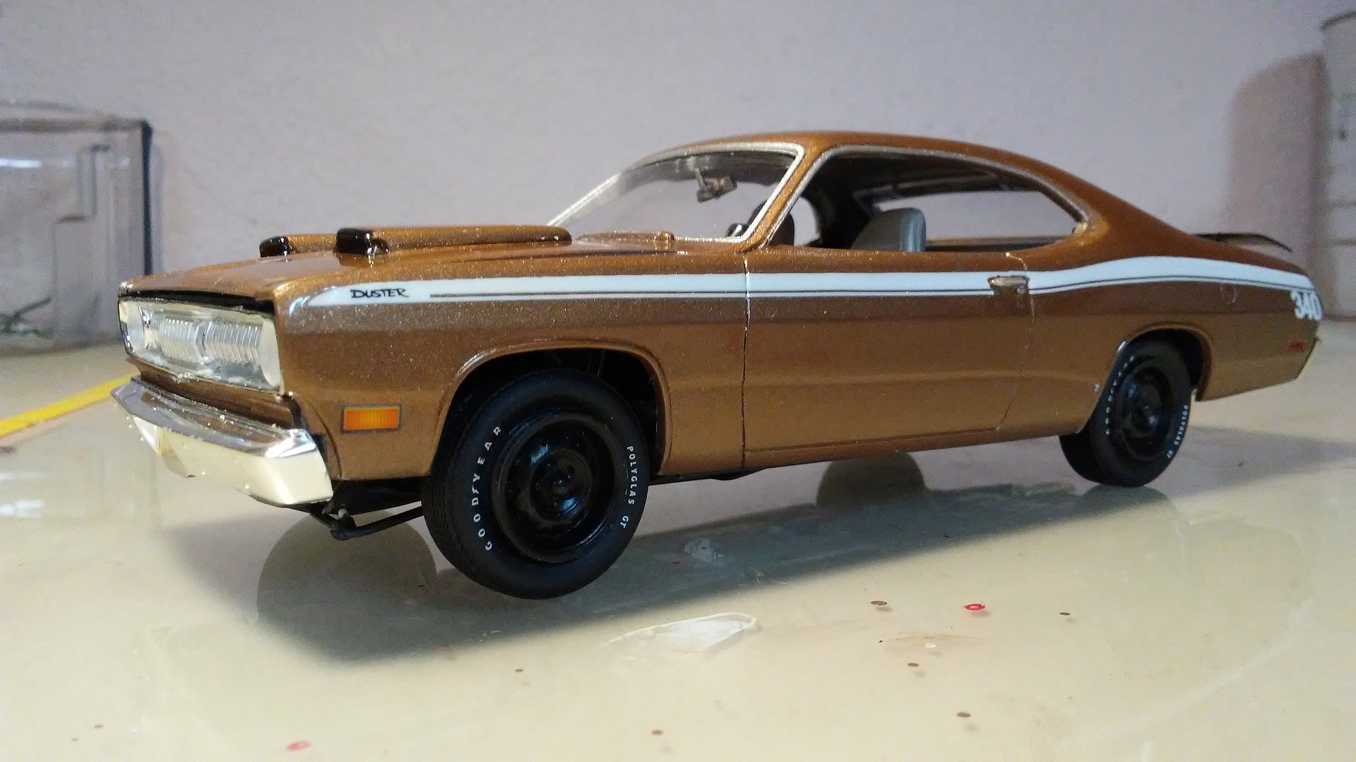 1971 Plymouth Duster 340 -- Plastic Model Car Kit -- 1/25 Scale ...