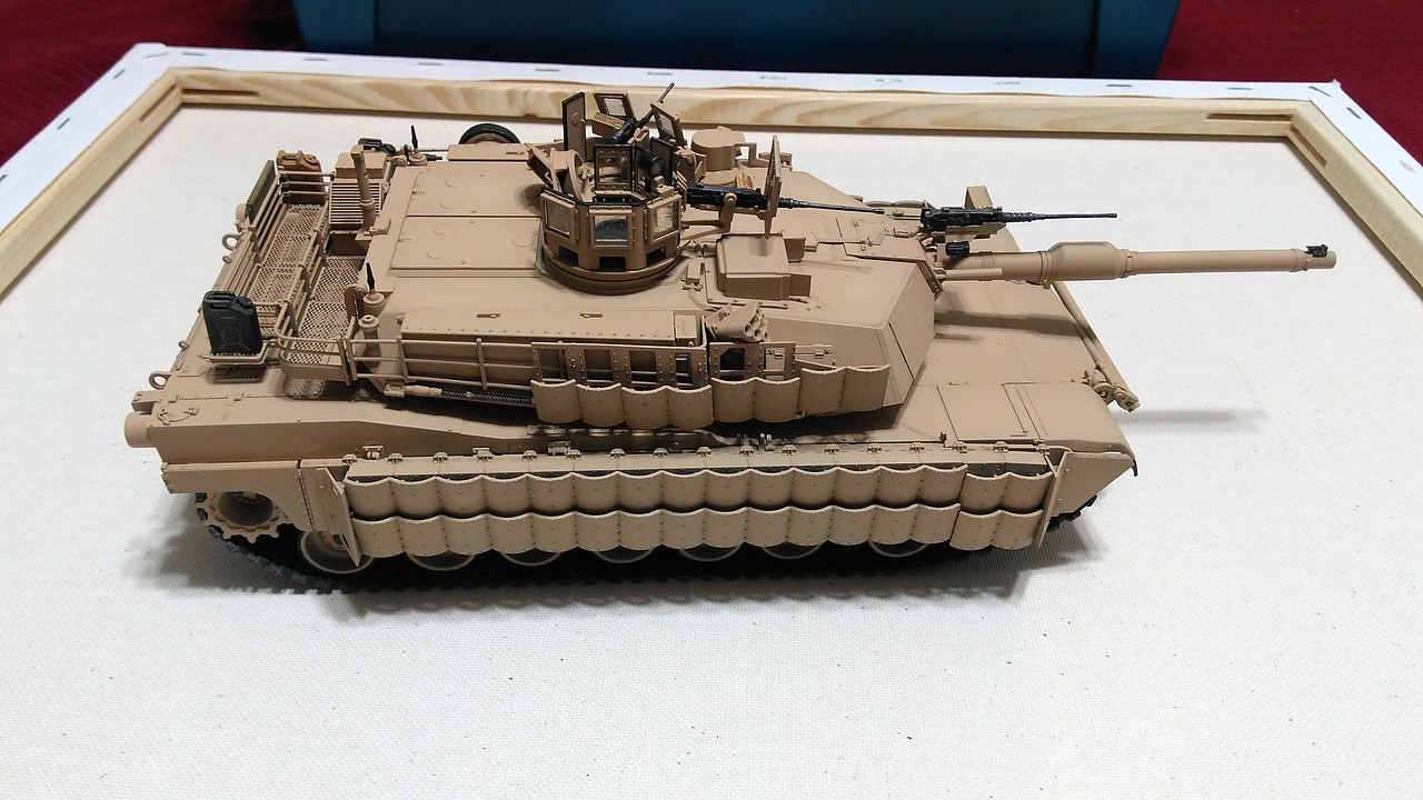 US Army M1A2 Tusk II -- Plastic Model Military Tank Kit -- 1/35 Scale ...