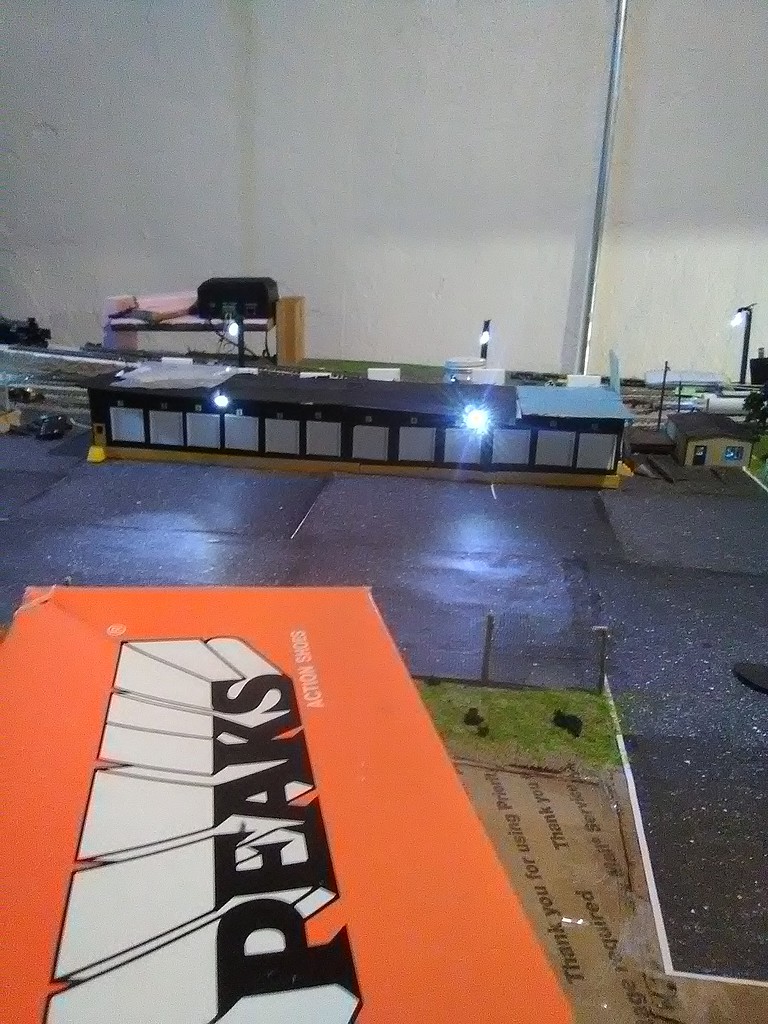 Gallery Pictures Pike-Stuff Motor Freight Terminal Kit HO Scale Model ...