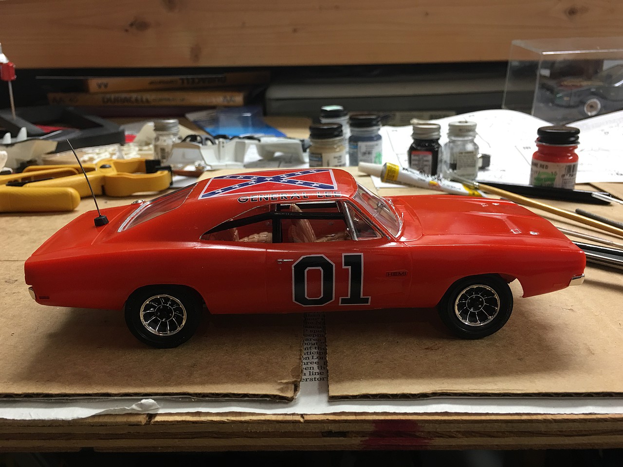 Gallery Pictures MPC 1969 General Lee Charger Plastic Model Car Kit 1/ ...