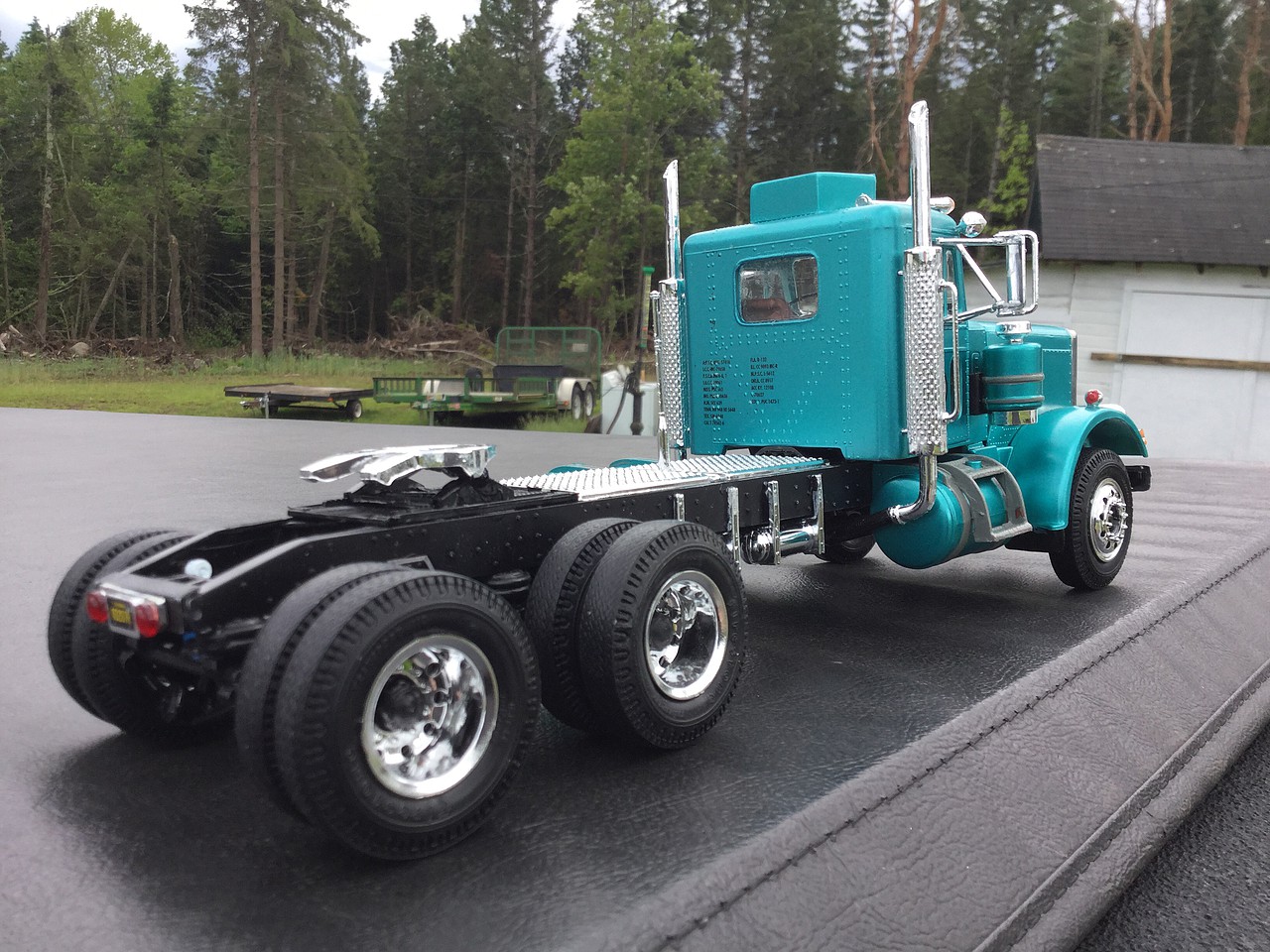 Peterbilt 359 California Hauler Conventional Tractor -- Plastic Model ...