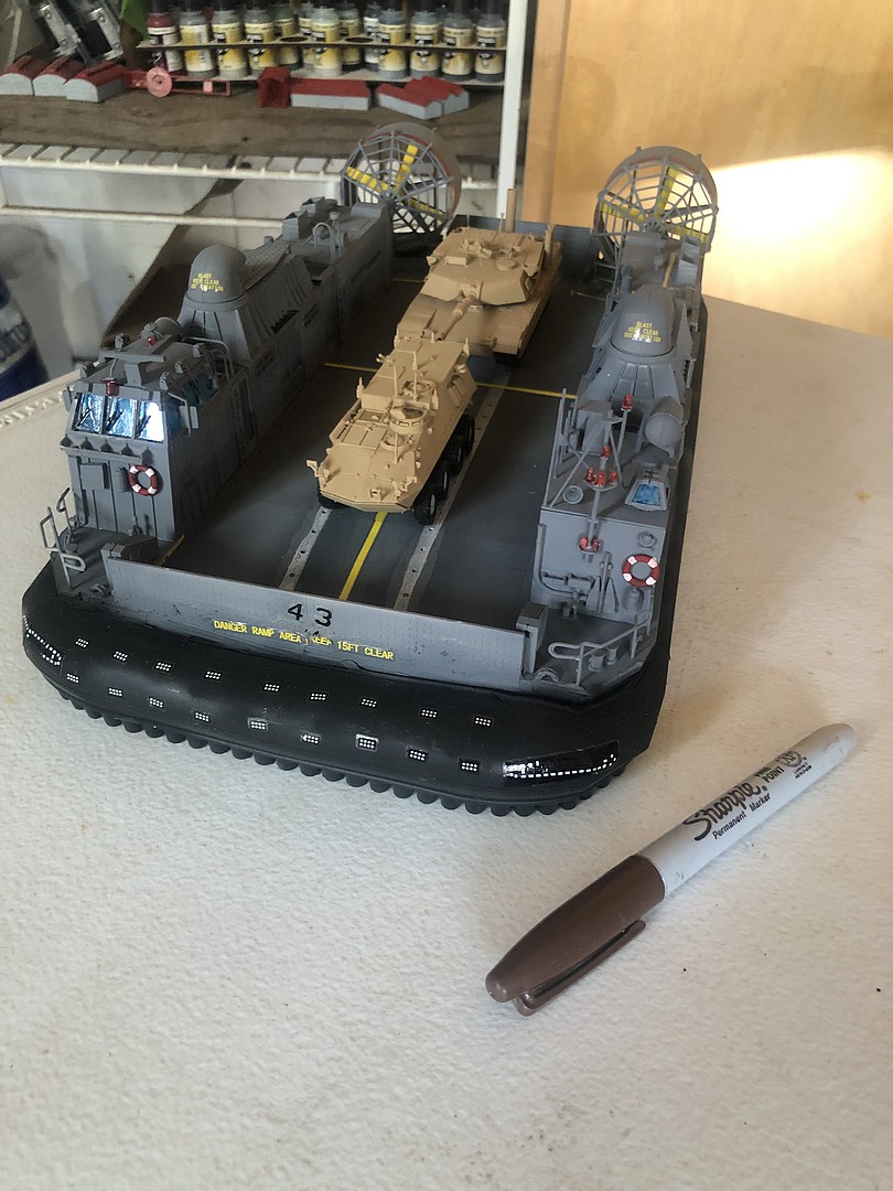 Gallery Pictures Trumpeter USMC Landing Craft/Air Cushion (LCAC ...