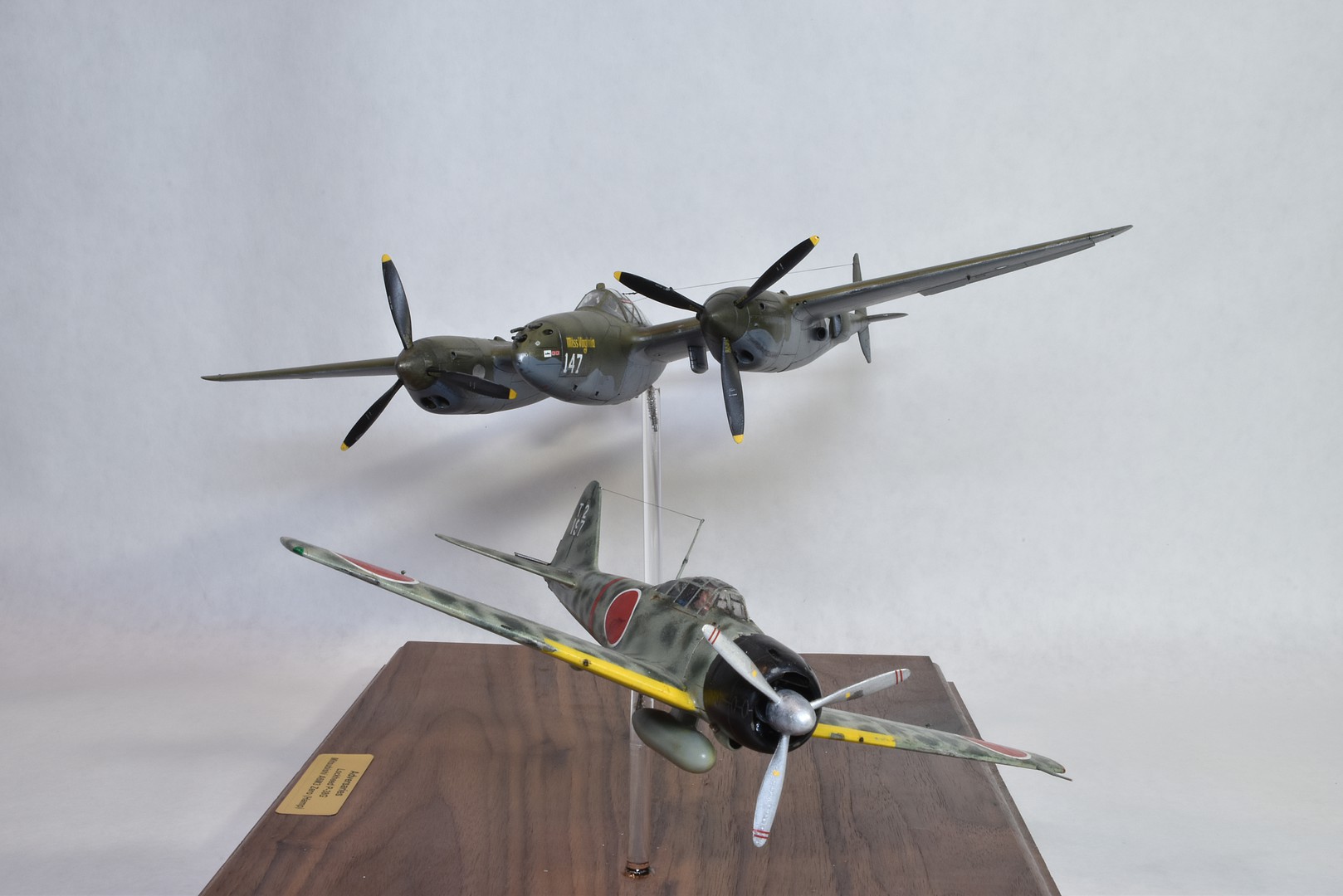Lockheed P-38 F/G Lightning -- Plastic Model Airplane Kit -- 1/48 Scale -- #61120 pictures by ...