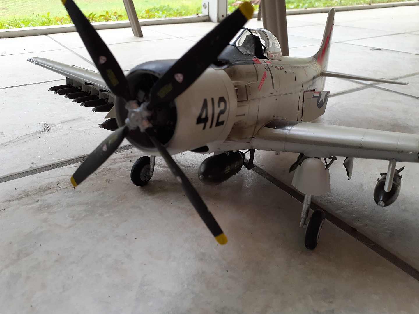 A-1H AD6 Skyraider Aircraft -- Plastic Model Airplane Kit -- 1/32 Scale ...