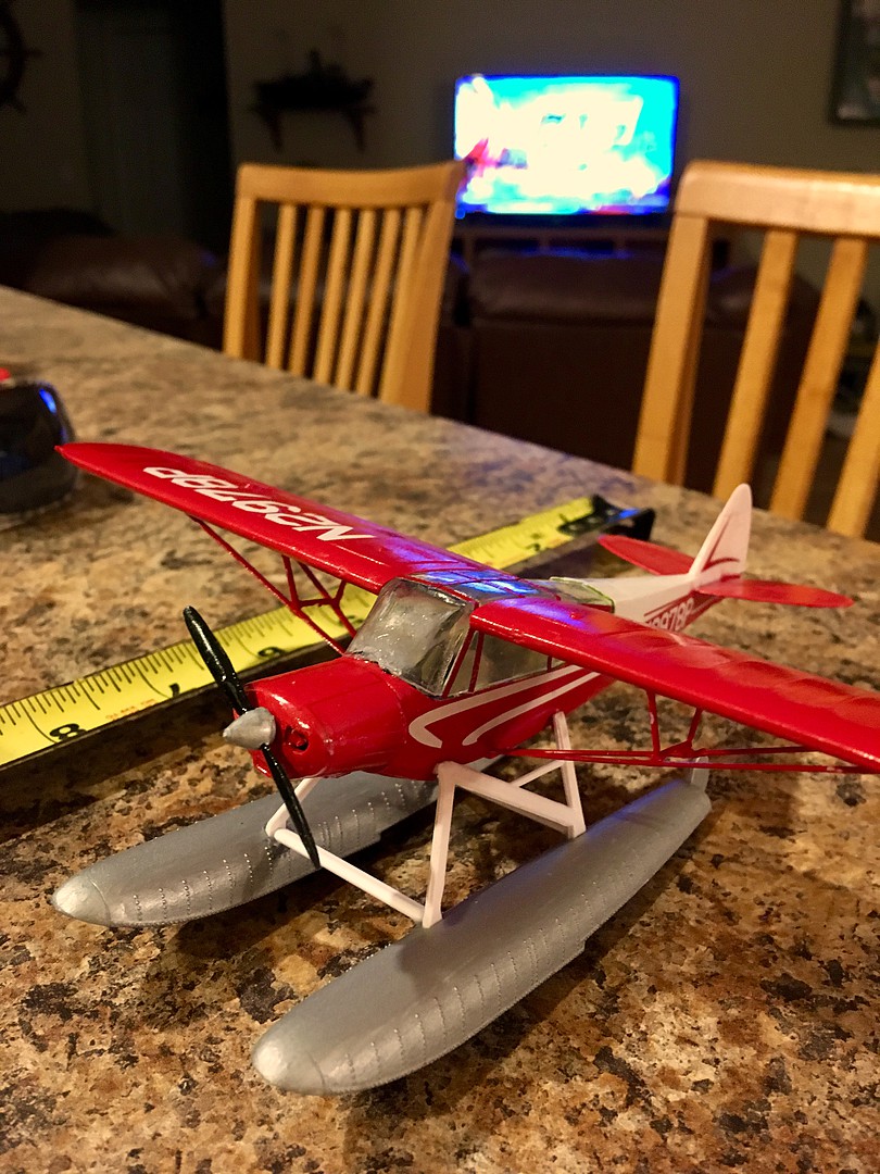 Piper Super Cub w/Floats Bush Plane -- Plastic Model Airplane Kit -- 1/ ...