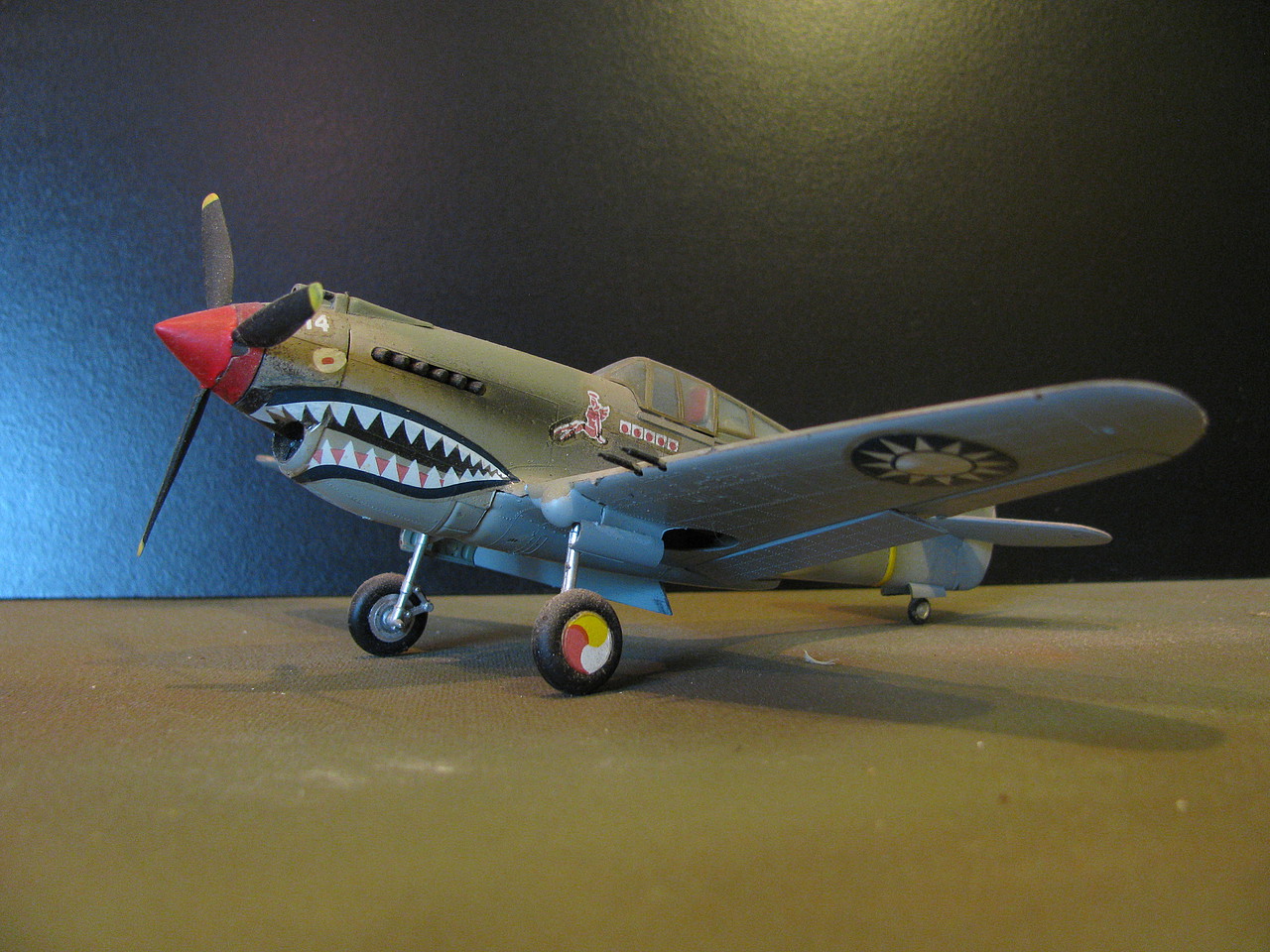 P40B Tiger Shark Aircraft -- Plastic Model Airplane Kit -- 1/48 Scale ...