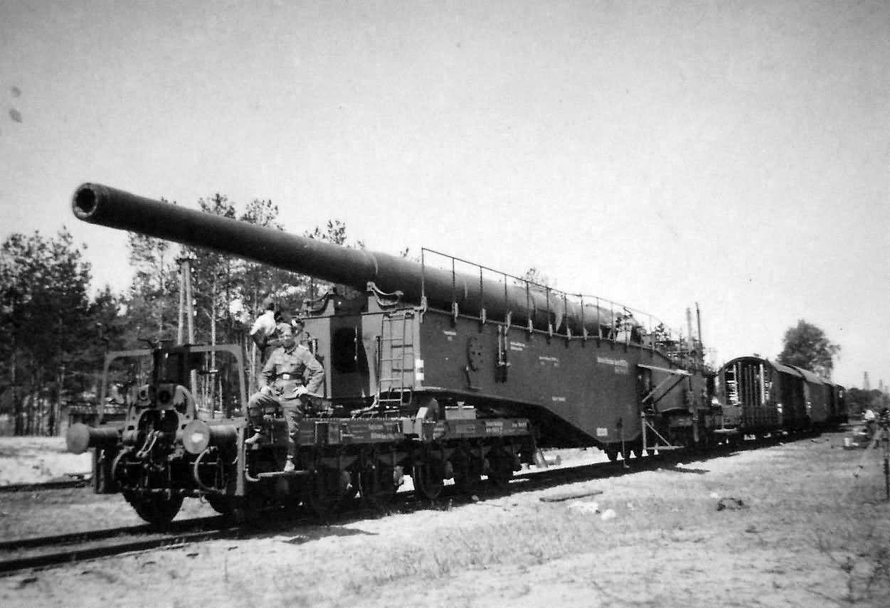 German Railway Gun K5(E) Leopold -- Plastic Model Military Weapon -- 1/ ...