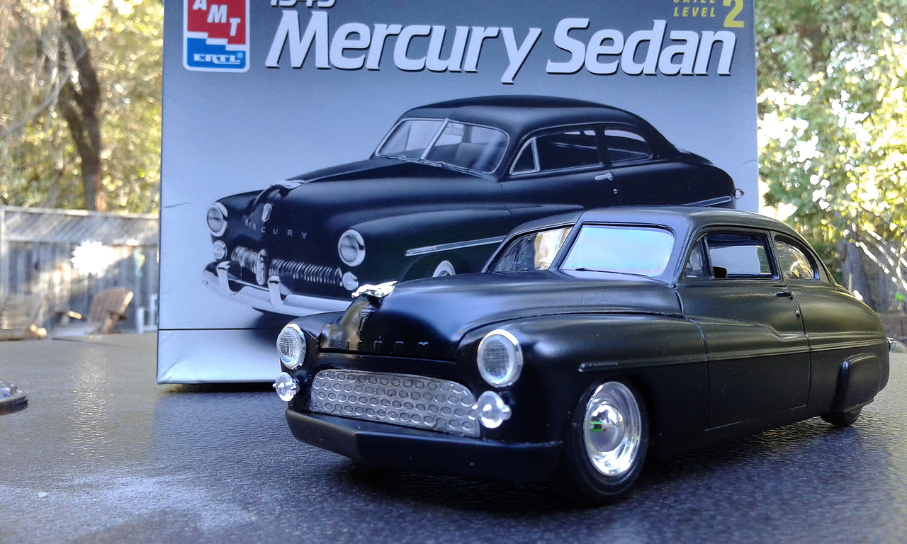 1949 Mercury Custom Coupe -- Plastic Model Car 3-in-1 Kit -- 1/25 Scale ...