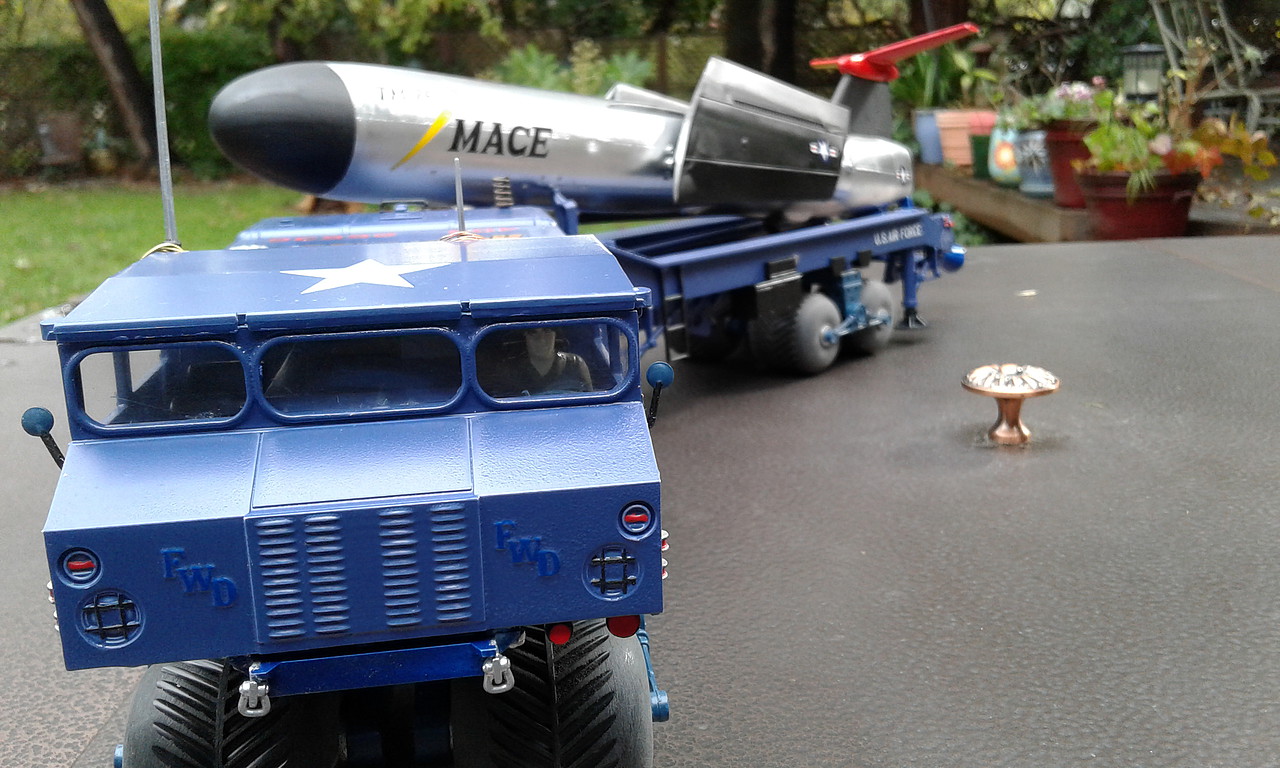 Teracruzer with Mace Missile -- Plastic Model Military Vehicle Kit -- 1 ...