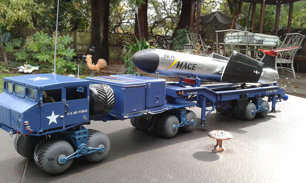 Teracruzer with Mace Missile -- Plastic Model Military Vehicle Kit -- 1 ...