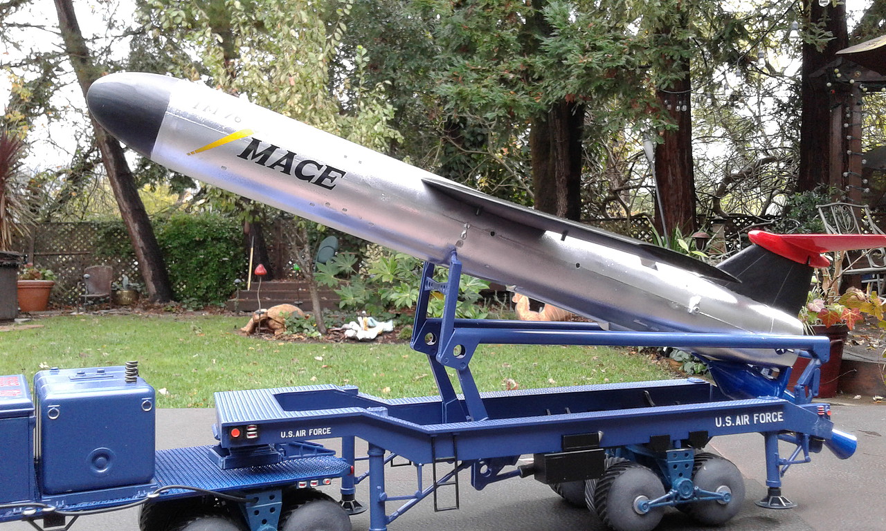 Teracruzer with Mace Missile -- Plastic Model Military Vehicle Kit -- 1 ...