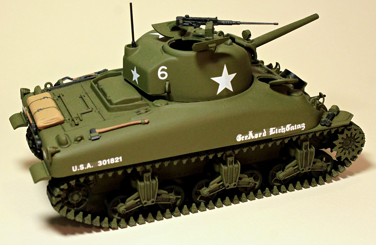 Gallery Pictures Revell-Monogram Sherman M4A1 Screamin' MIMI Plastic ...