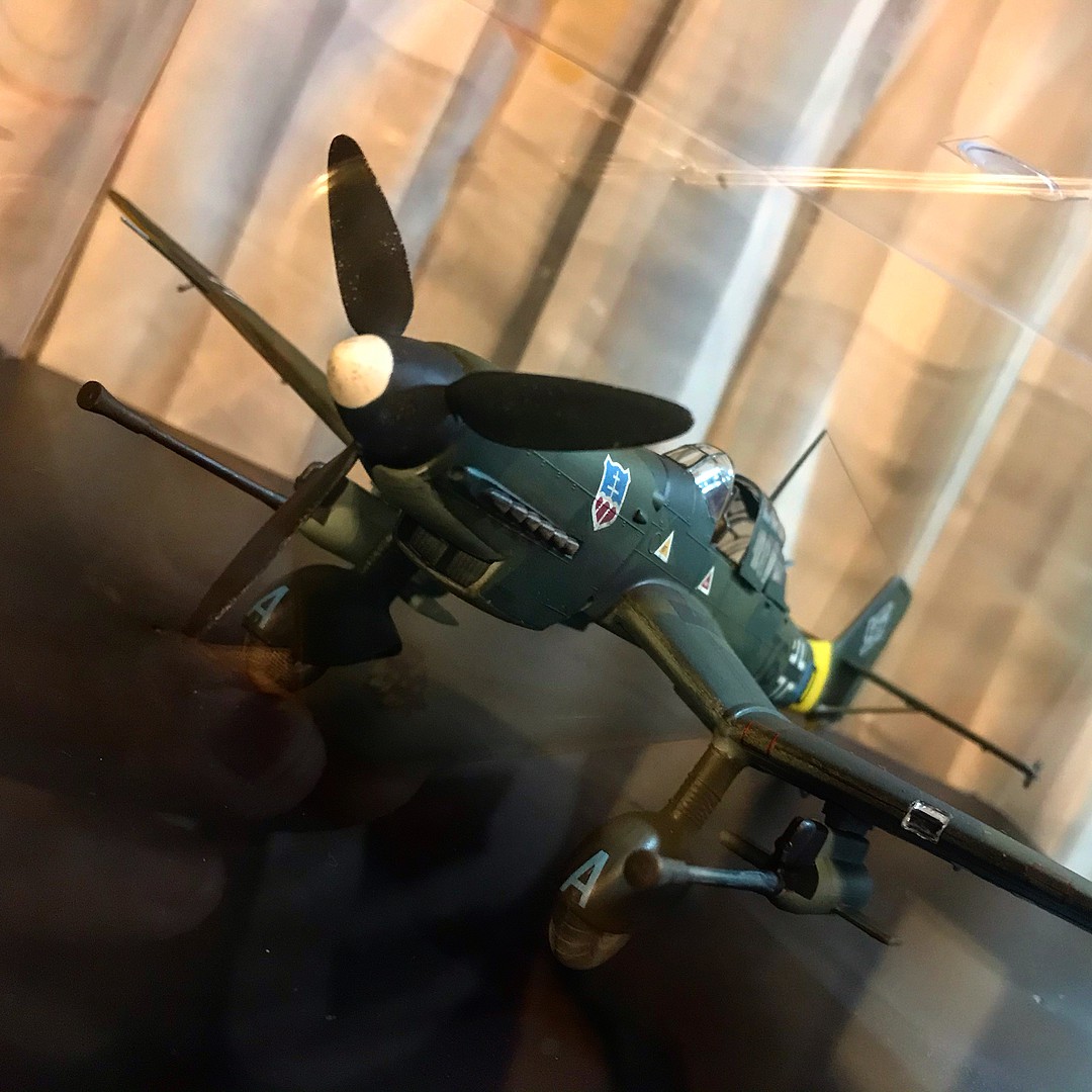 Stuka Dive Bomber Ju87G-1 -- Plastic Model Airplane Kit -- 1/48 Scale ...