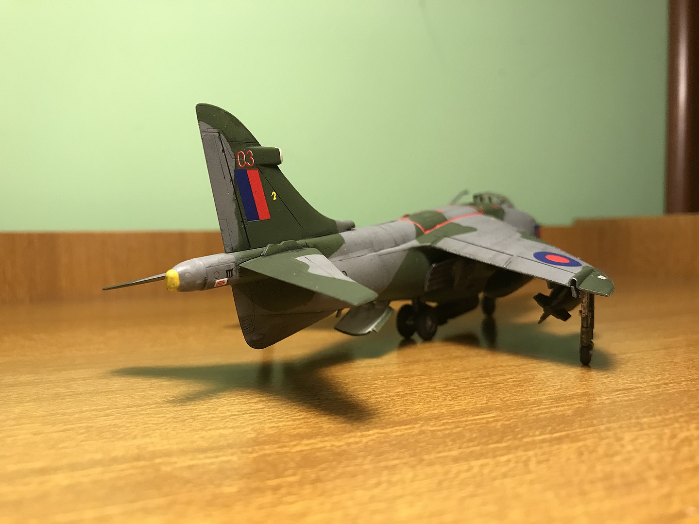 Harrier GR.3 Falklands War -- Plastic Model Airplane Kit -- 1/72 Scale ...