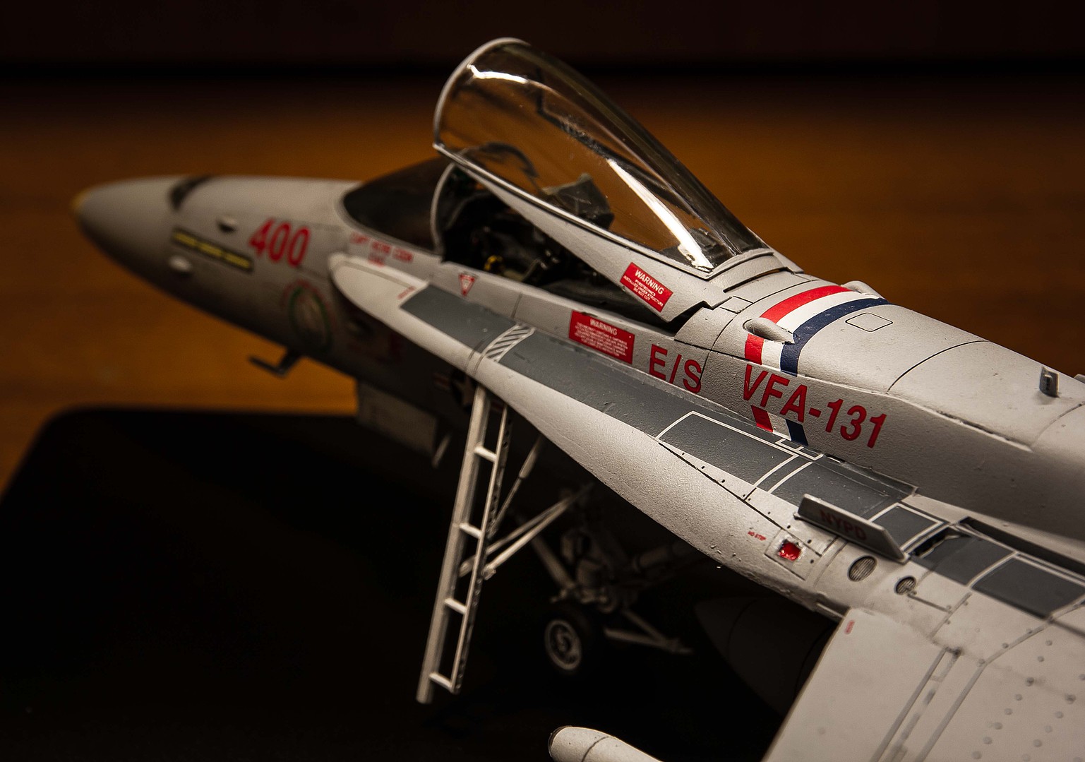 F/A-18C Hornet -- Plastic Model Airplane Kit -- 1/48 Scale -- #80321 ...