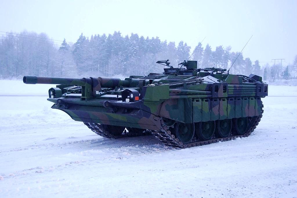 Swedish Strv 103C Main Battle Tank -- Plastic Model Military Vehicle ...