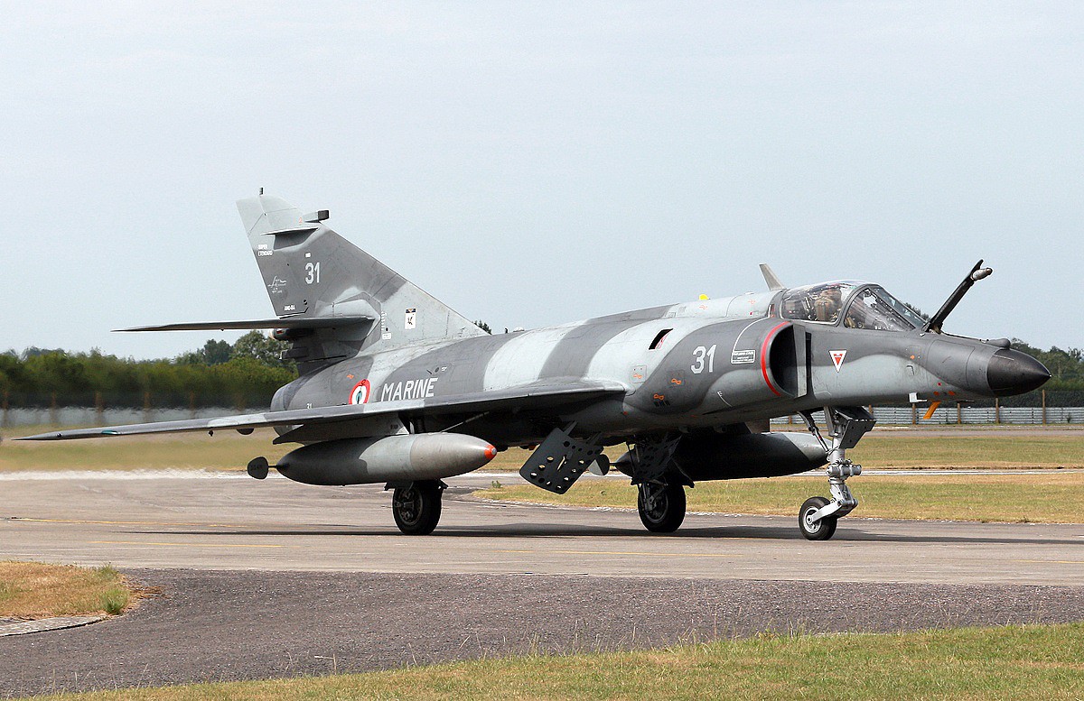 Super Etendard 2011 -- Plastic Model Airplane Kit -- 1/72 Scale ...