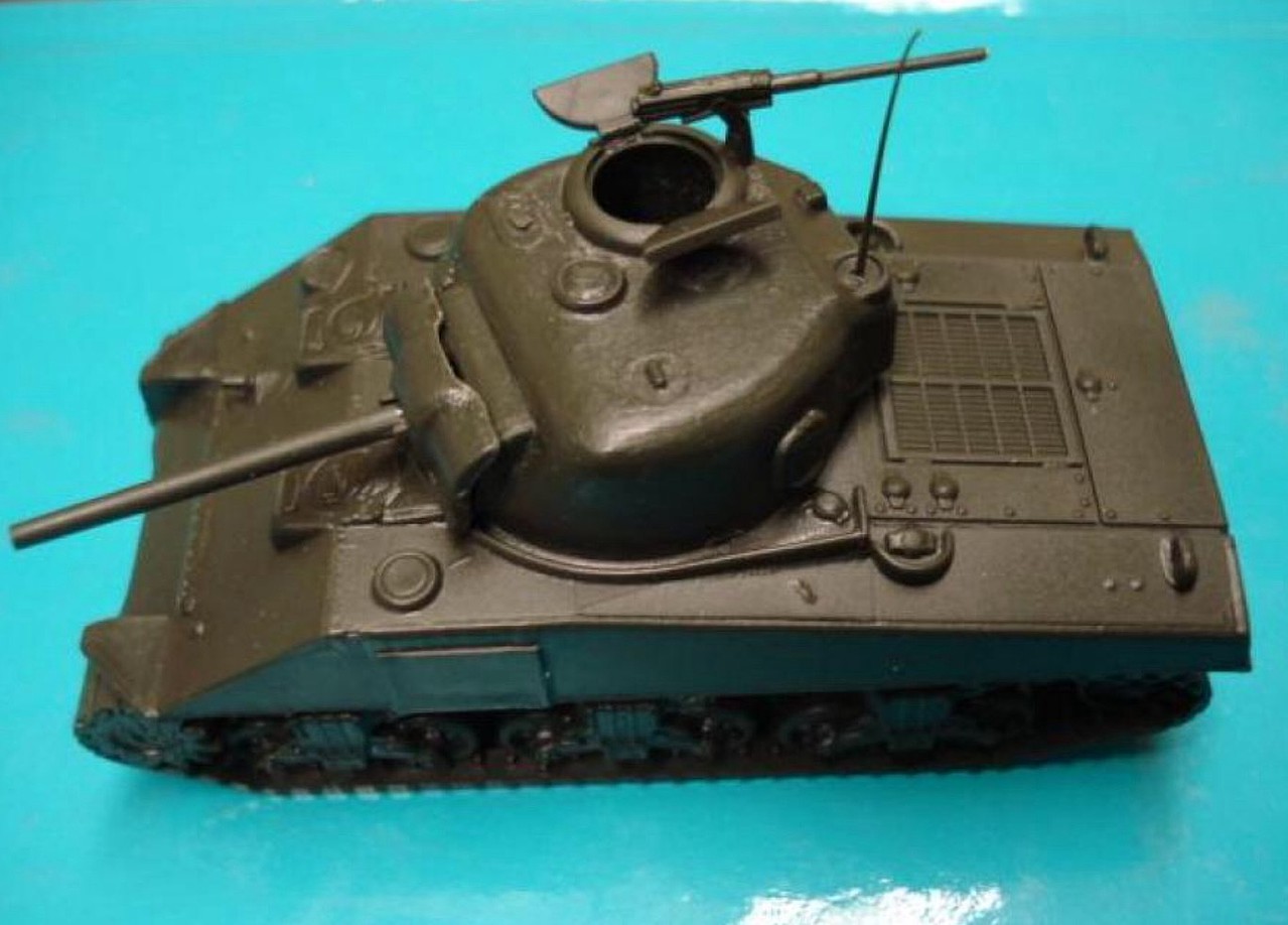 Sherman M4A3 Tank w/76mm Gun (2) -- Plastic Model Tank Kit -- 1/72 ...
