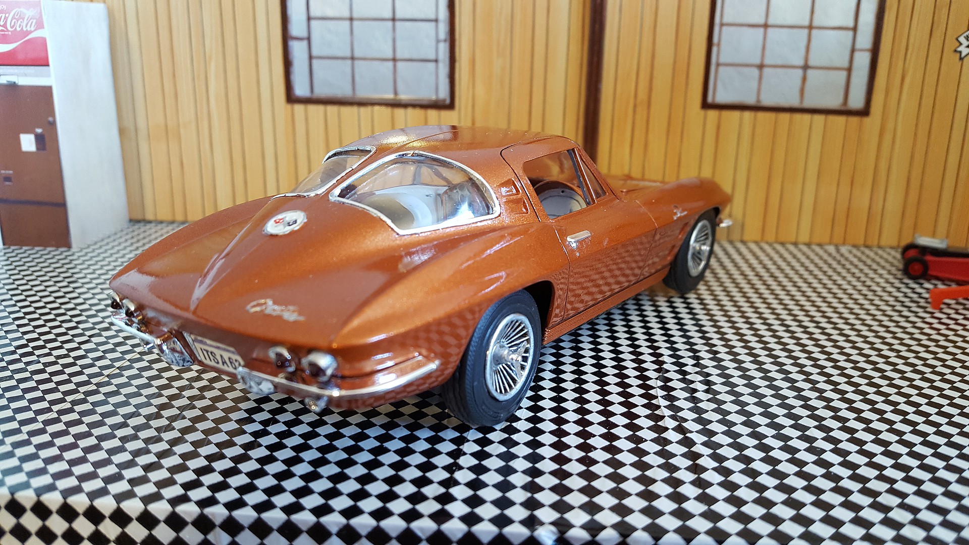 1963 CORVETTE -- Plastic Model Car Kit -- 1/25 Scale -- #861 pictures ...