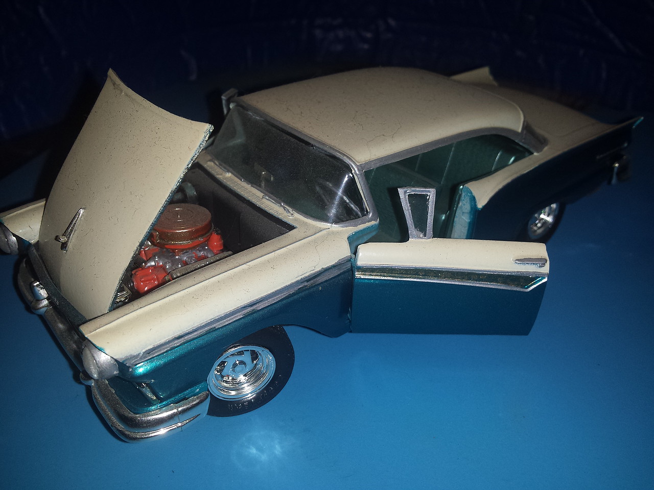 1957 Ford Custom 2'n 1 -- Plastic Model Car Kit -- 1/25 Scale ...