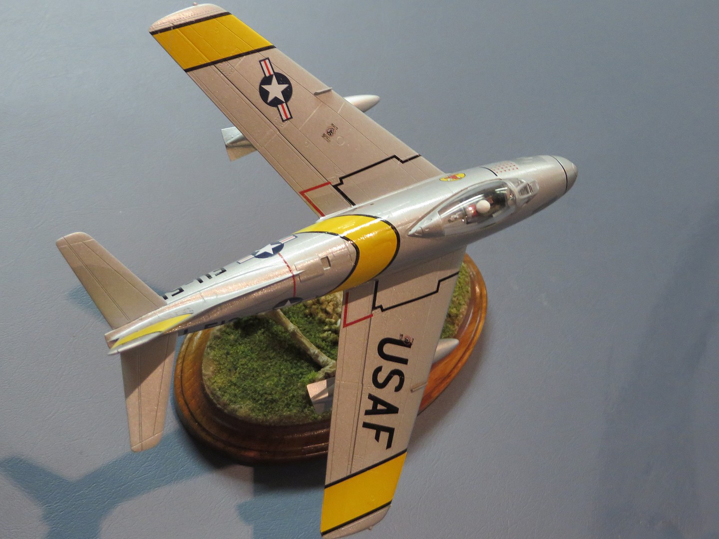 EZ F-86F-30 Sabre -- Plastic Model Airplane Kit -- 1/72 Scale -- #80258 ...