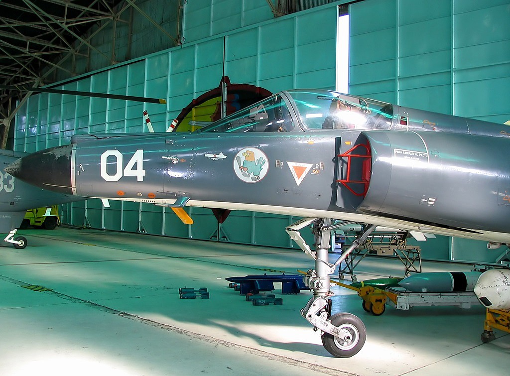 Super Etendard 2011 -- Plastic Model Airplane Kit -- 1/72 Scale ...