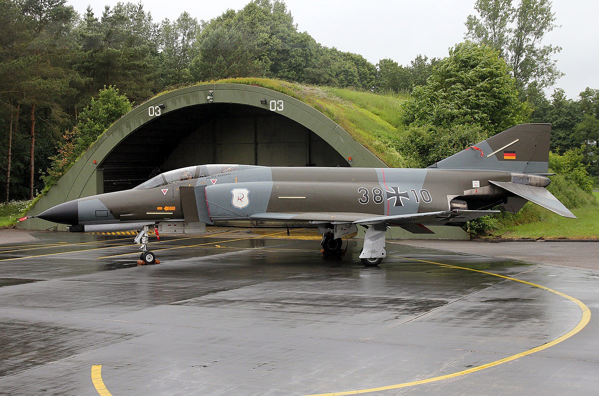 F4F Phantom Anniversary German Fighter -- Plastic Model Airplane Kit ...