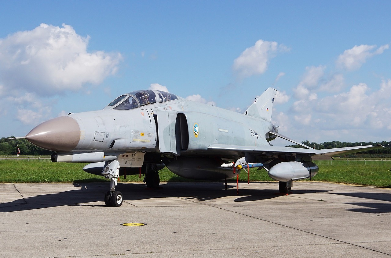 F4F Phantom Anniversary German Fighter -- Plastic Model Airplane Kit ...