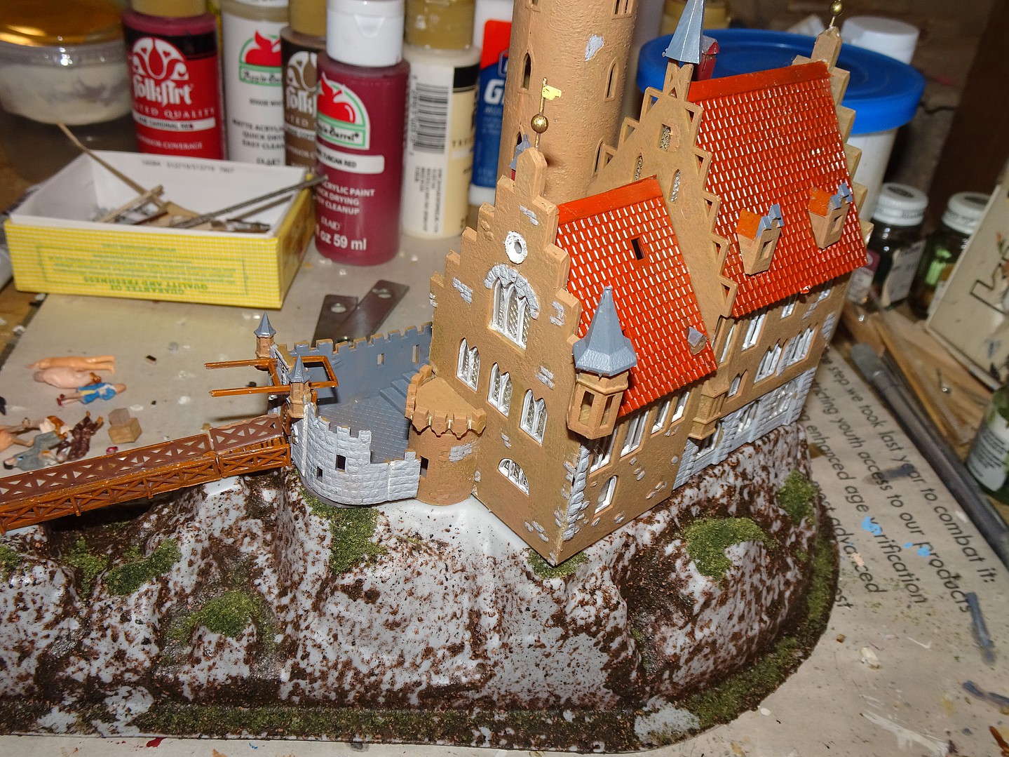 Lichtenstein Castle -- HO Scale Model Railroad Building -- #130245 ...