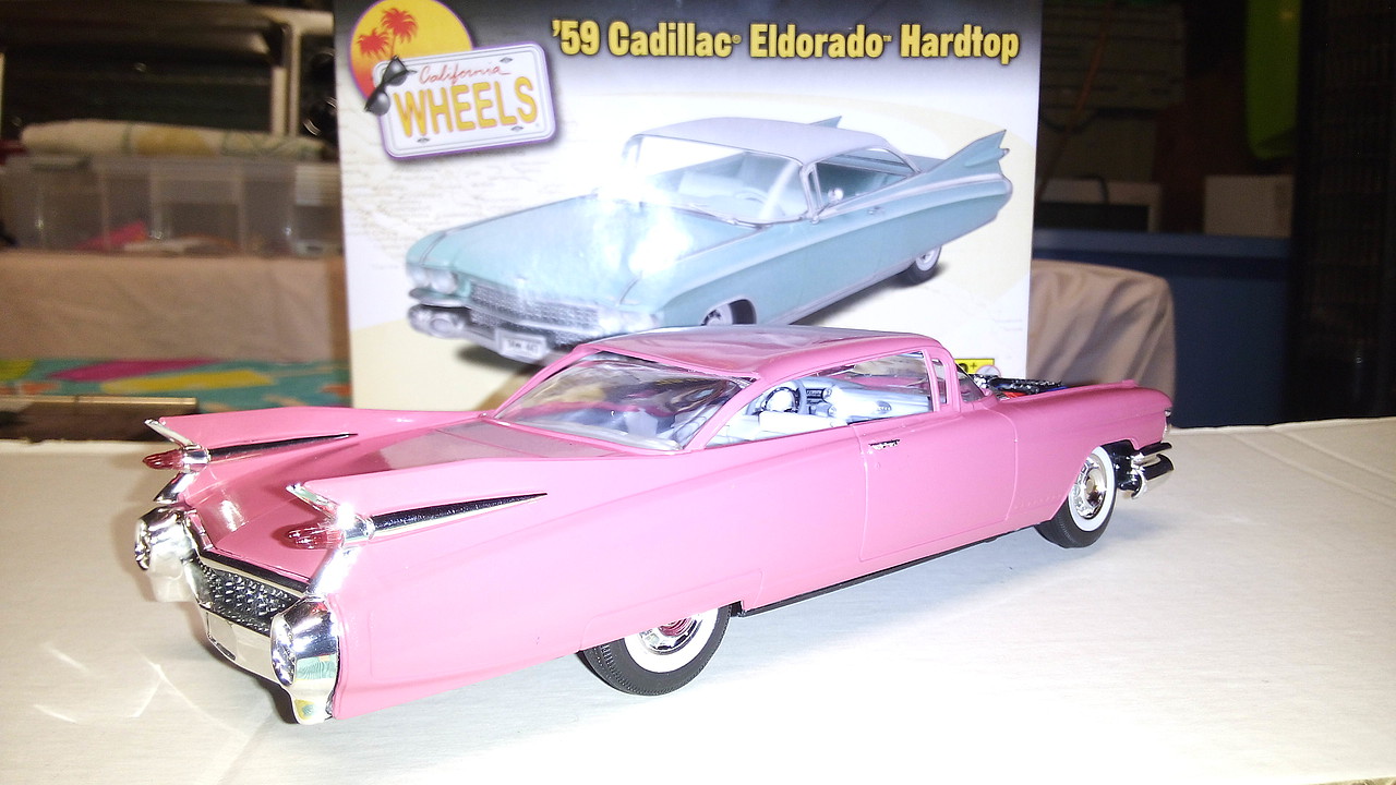 '59 Cadillac Eldorado Hardtop -- Plastic Model Car Kit -- 1/25 Scale ...